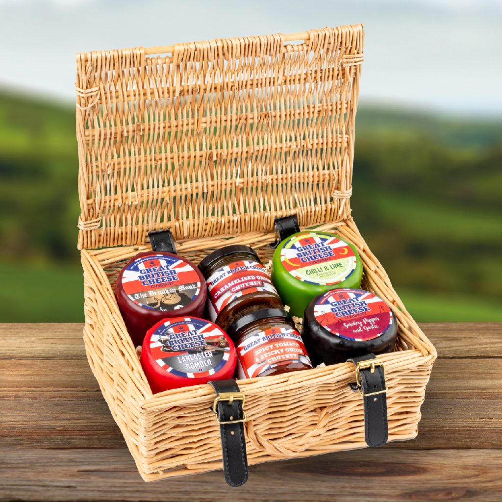4 Cheese & 2 Chutney Gift Hamper – The Great British Cheese Company